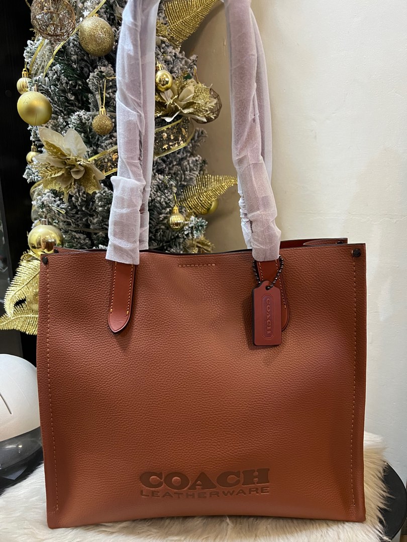 Coach Tote Relay Large, Luxury, Bags & Wallets on Carousell