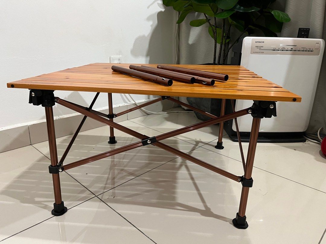 Coleman egg roll table, Sports Equipment, Hiking & Camping on Carousell