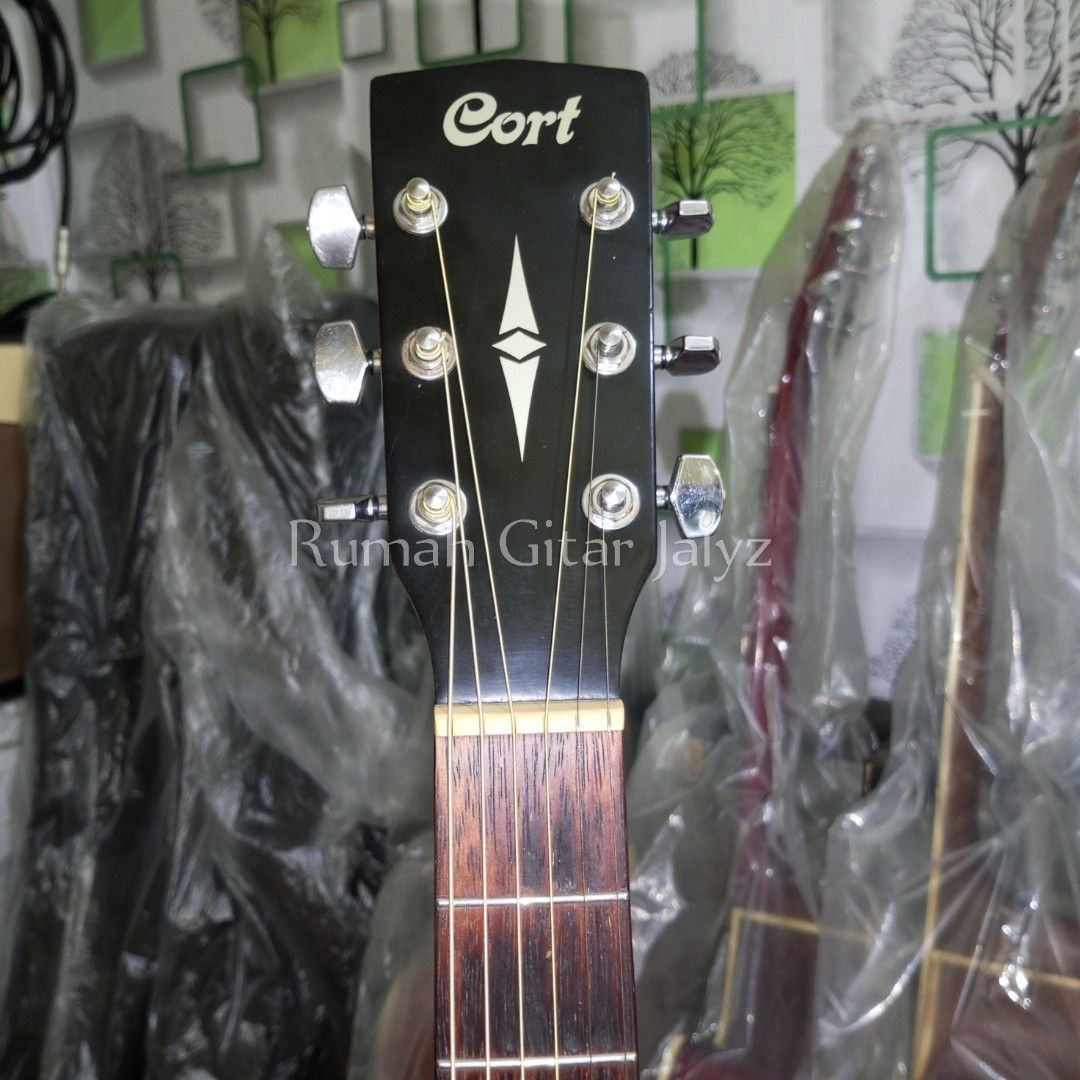 Cort sfx mem op original, Music & Media, Instruments on Carousell