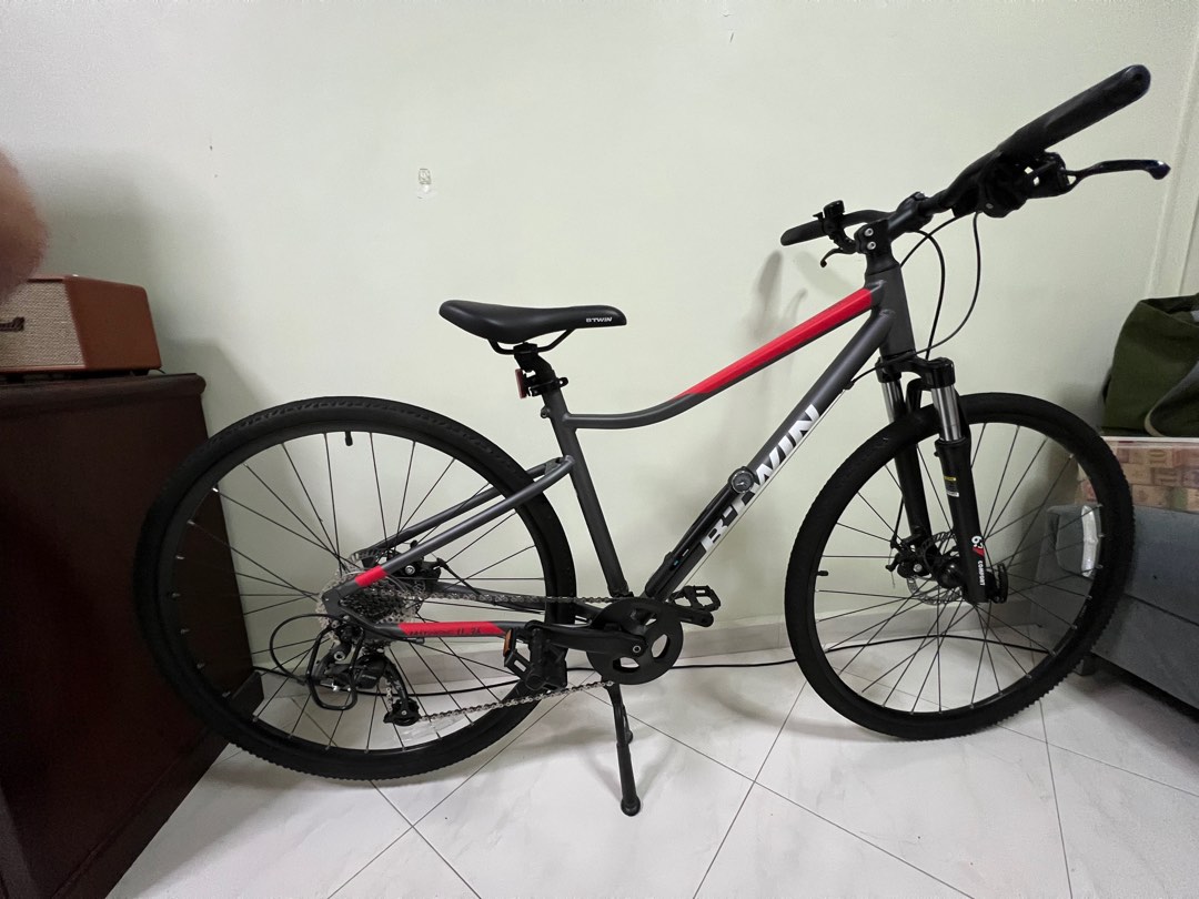 Decathlon Hybrid Bike Riverside 500 - Small, Sports Equipment, Bicycles ...
