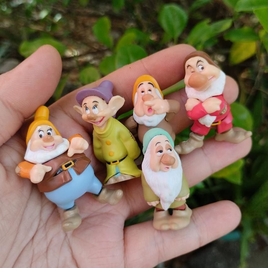 DISNEY Snow White and the Seven Dwarfs Mini Figure set, Hobbies & Toys ...