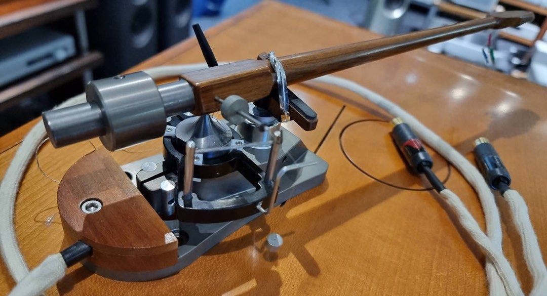 Durand Telos 12 Inch Tonearm, Audio, Other Audio Equipment on Carousell