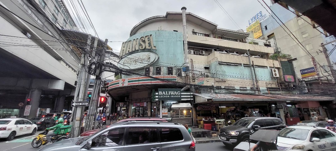 FOR SALE PRIME COMMERCIAL BUILDING in CUBAO infront of LRT-2 Cubao ...