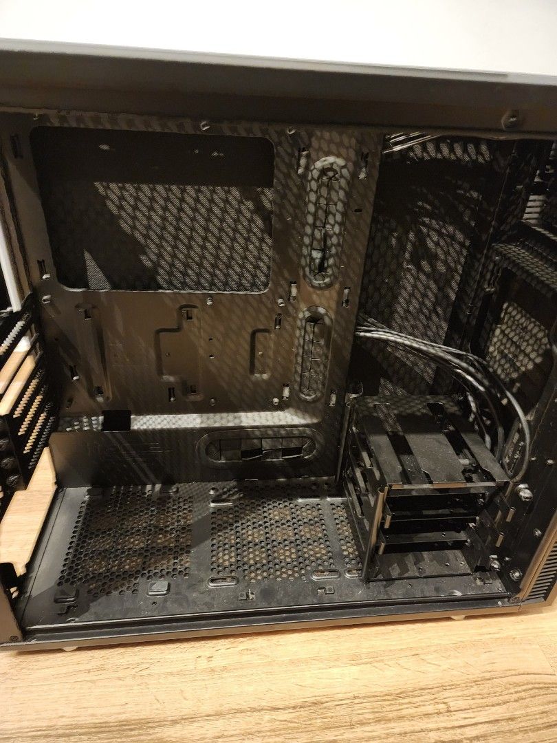 Fractal Define R5 ATX Case, Computers & Tech, Parts & Accessories ...