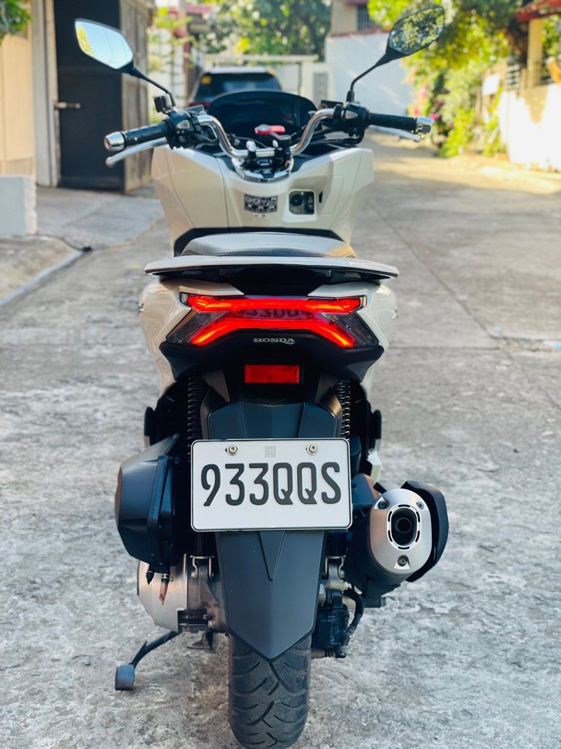 Fresh Honda PCX 2022, Motorbikes, Motorbikes for Sale on Carousell