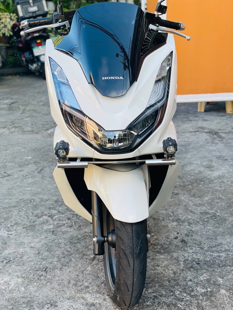 Fresh Honda PCX 2022, Motorbikes, Motorbikes for Sale on Carousell