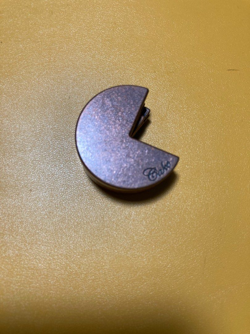 Hanayama Huzzle Cake Cast (Level 4), Hobbies & Toys, Toys & Games on ...