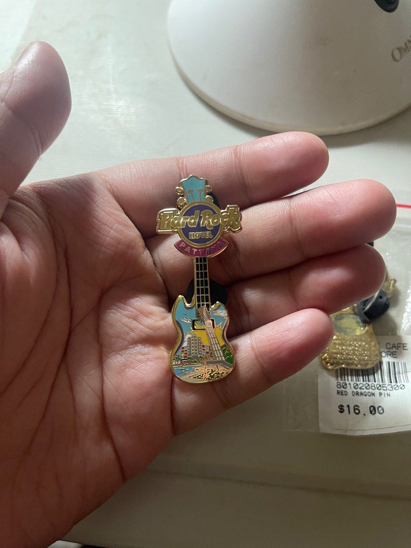 Hard Rock Pins, Hobbies & Toys, Memorabilia & Collectibles, Vintage ...