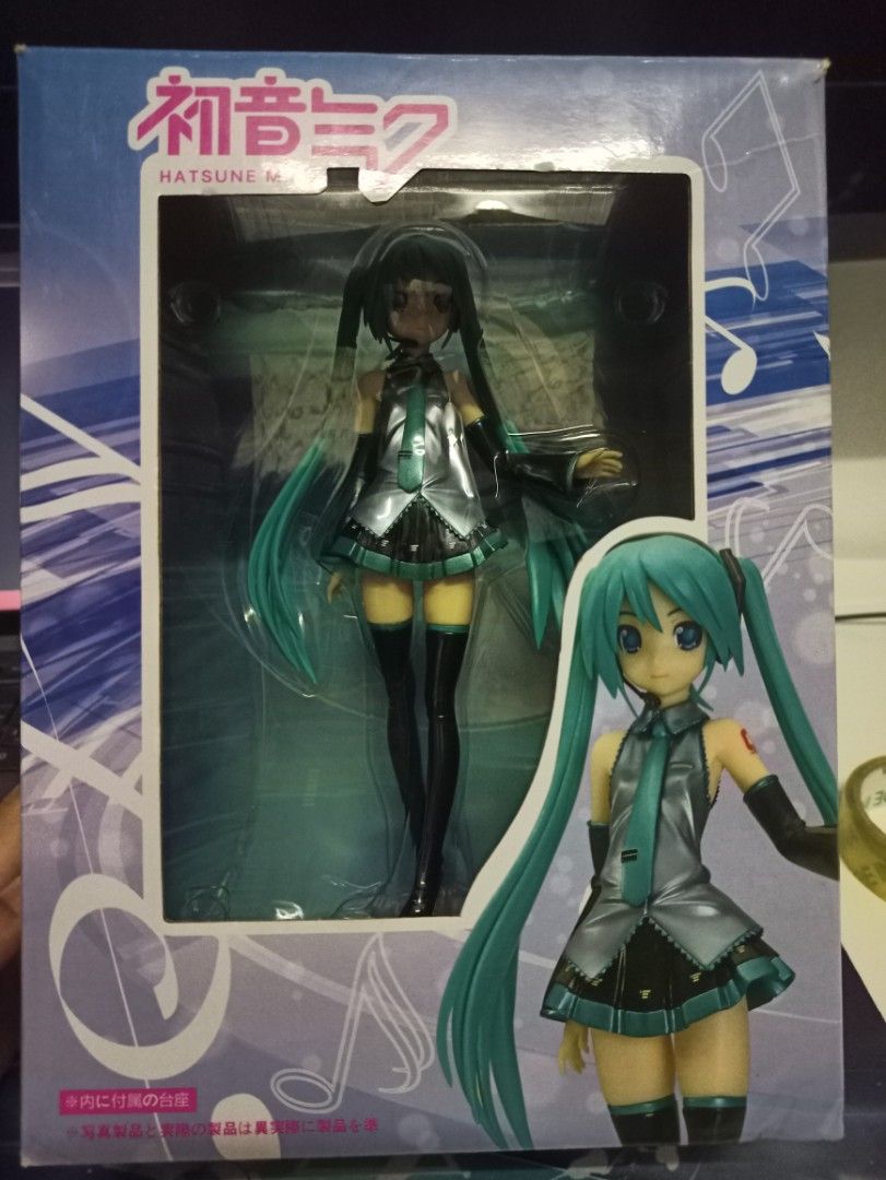 Hatsune Miku, Hobbies & Toys, Toys & Games on Carousell