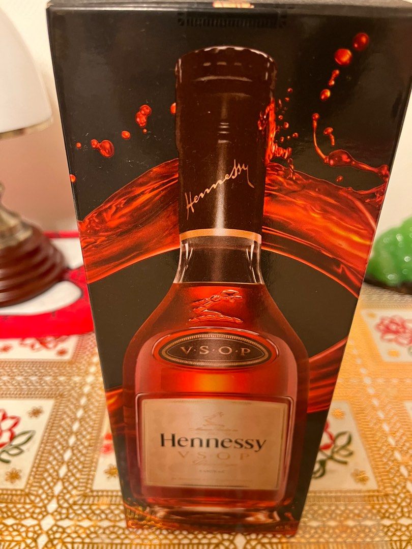 Hennessy vsop, 嘢食 & 嘢飲, 酒精飲料 - Carousell