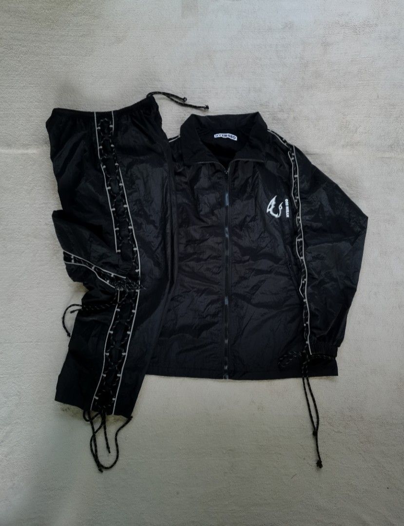 Hyein seo track suit (set) black 3M laces, Luxury, Apparel on Carousell