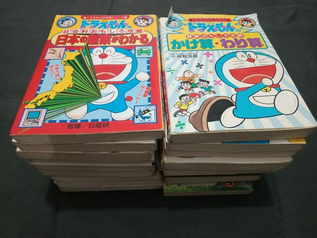 Komik Doraemon, Buku & Alat Tulis, Komik dan Manga di Carousell