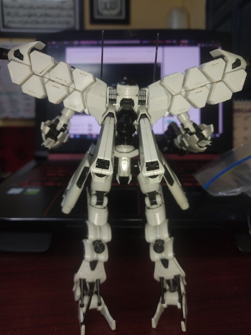 Kotobukiya 1/72 Armored Core White Glint Model Kits (Assembled ...