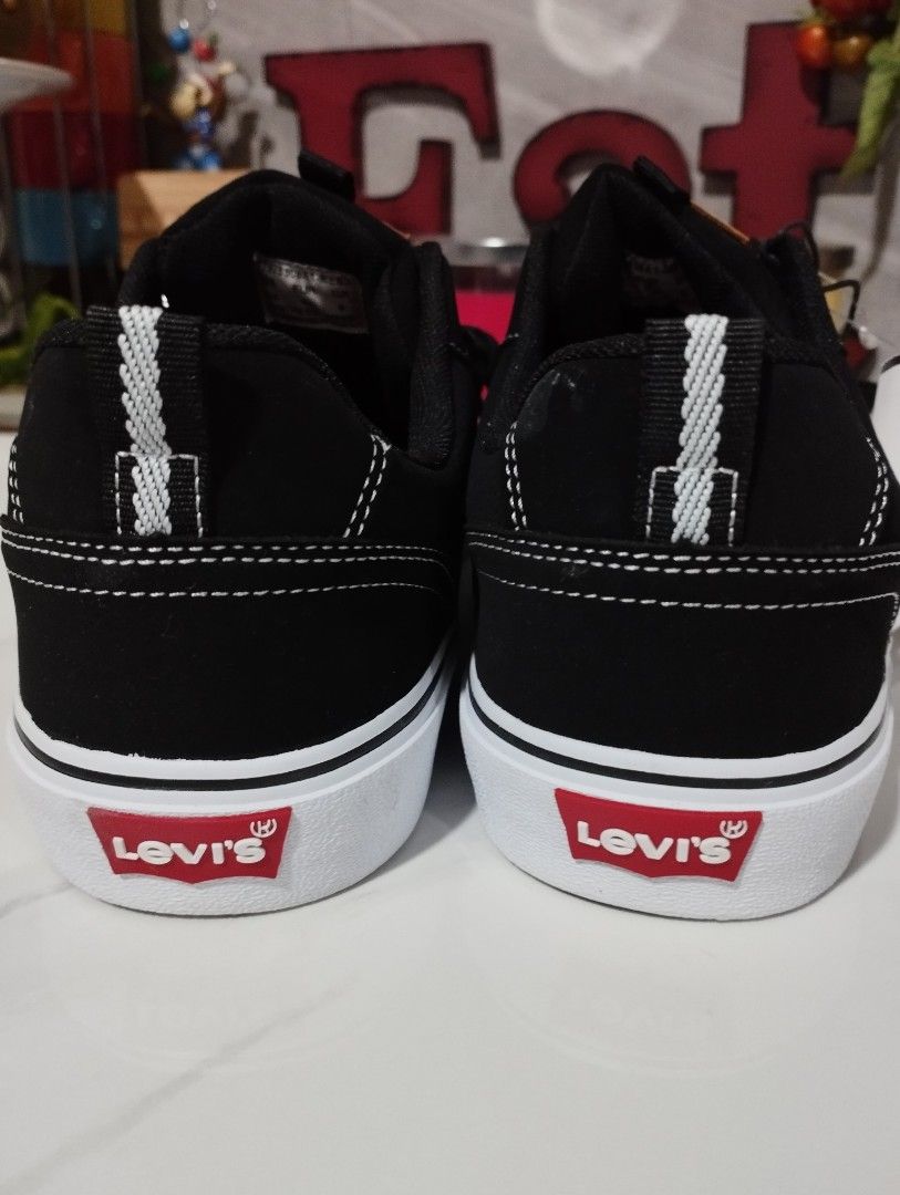 LEVIS SHOES, Women's Fashion, Footwear, Sneakers on Carousell