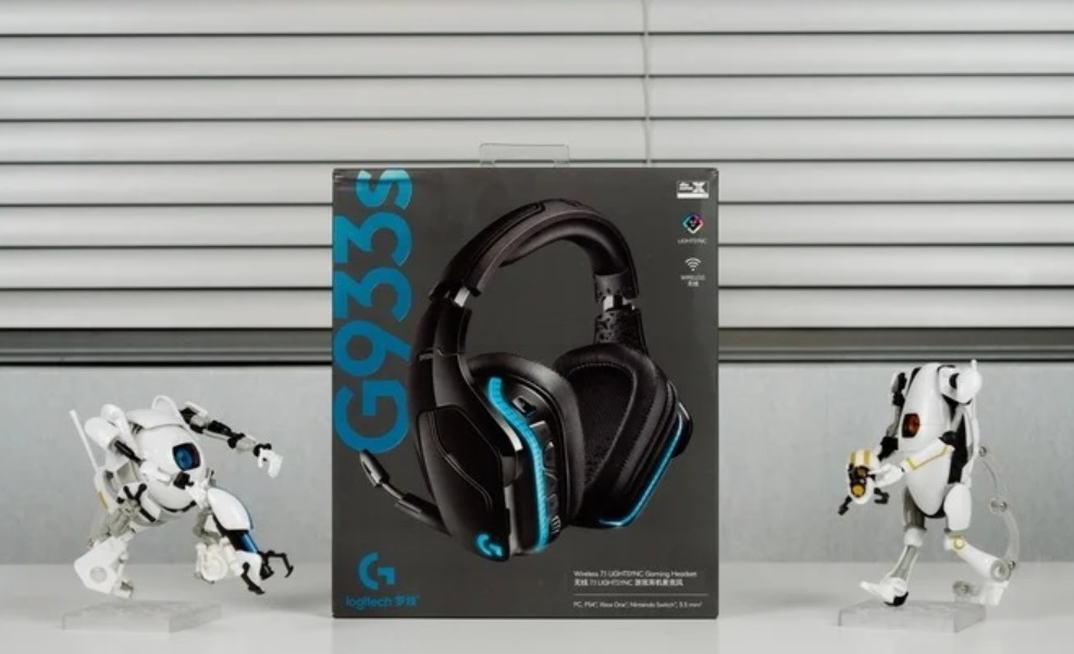 LOGITECH G933S LIGHTSYNC WIRELESS, Audio, Headphones & Headsets on ...