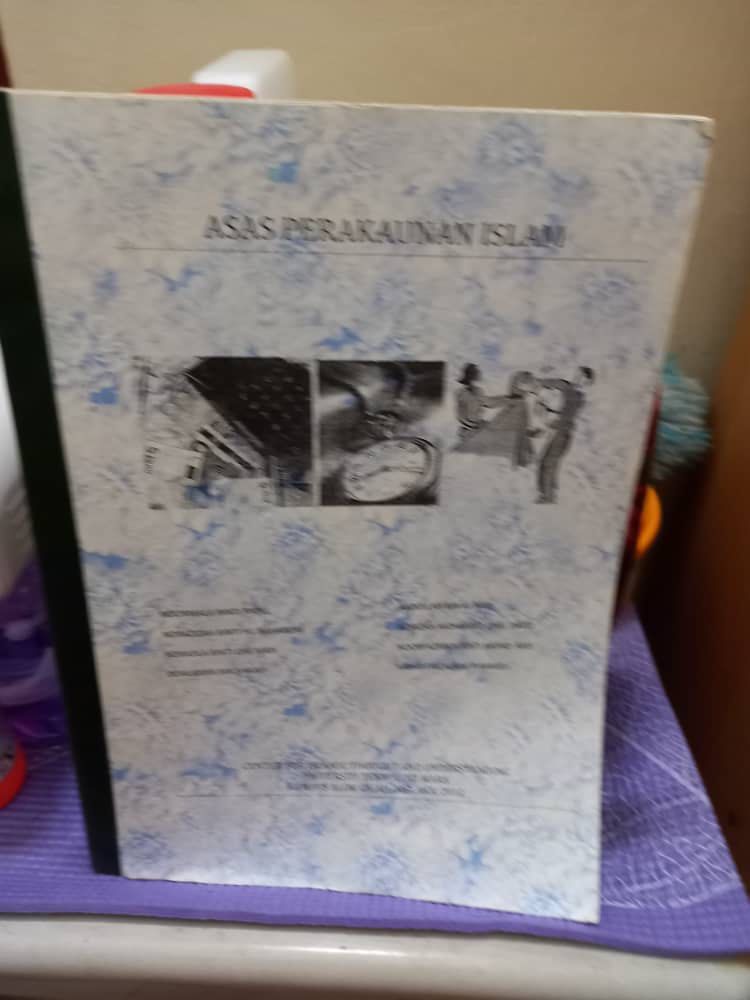 Lum Sum Buku Uitm, Hobbies & Toys, Books & Magazines, Textbooks on ...