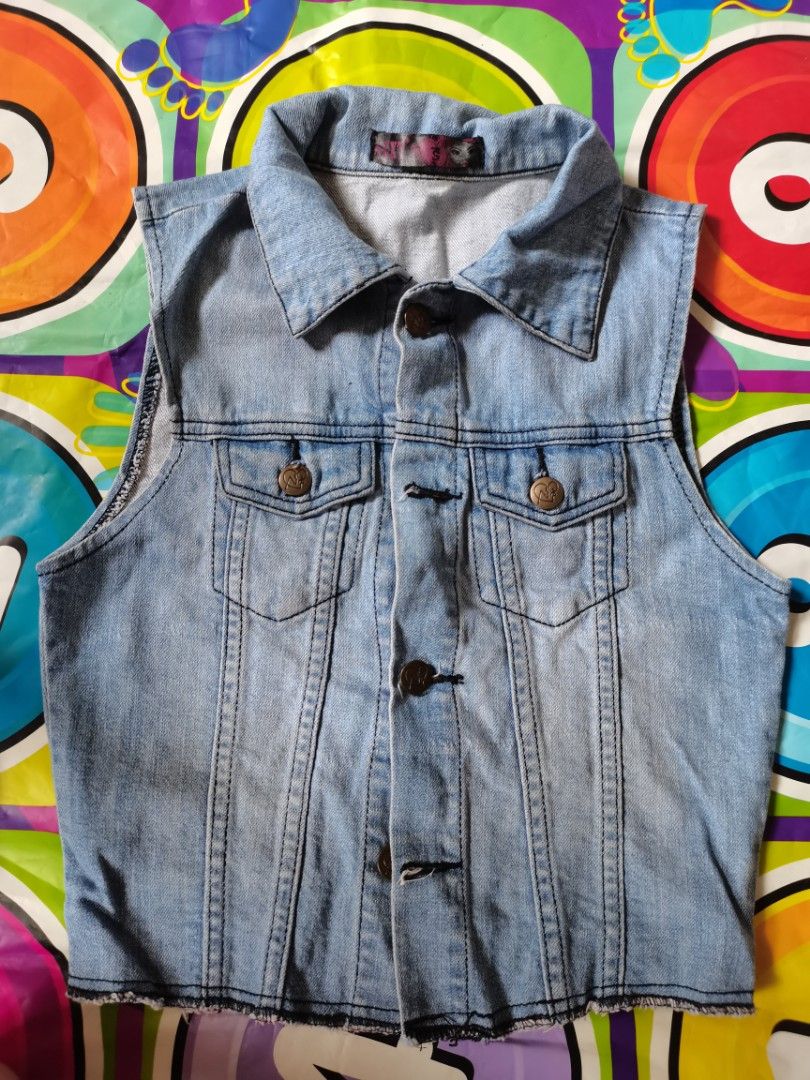 Maong sleveeless/chaleko, Women's Fashion, Tops, Sleeveless on Carousell