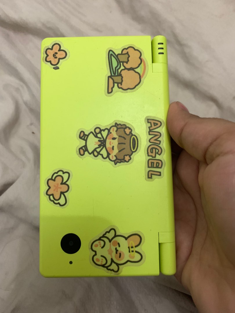 Nintendo DSi, Mobile Phones & Gadgets, Other Gadgets on Carousell