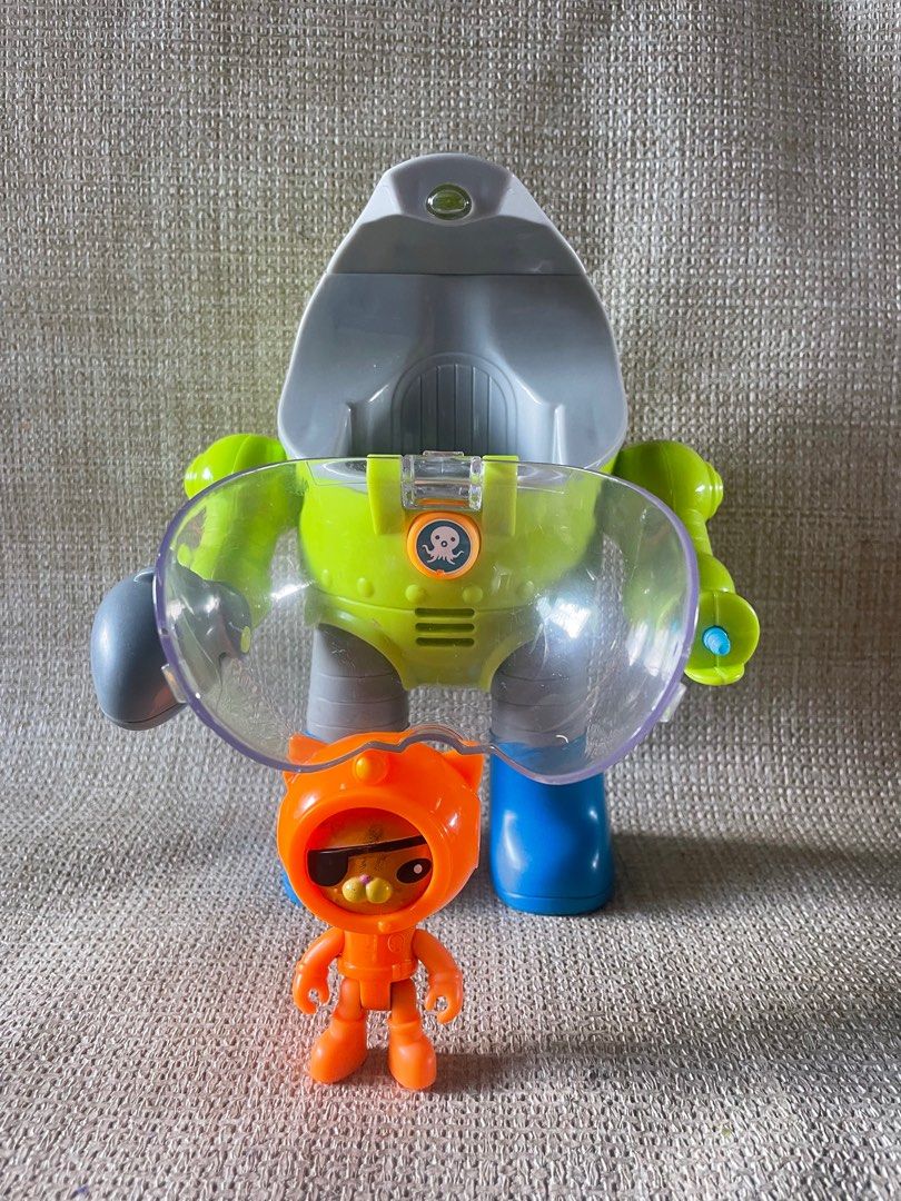 Octonauts Max Suit, Hobbies & Toys, Toys & Games on Carousell