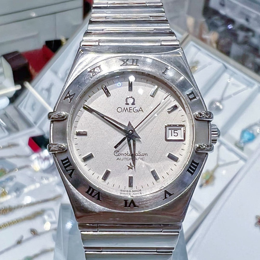 Omega 28mm Auto Watch Constellation, Luxury, Watches on Carousell