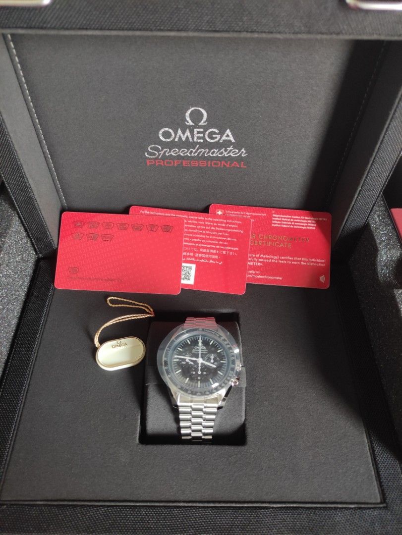 Omega Speedmaster Professional Moonwatch 42mm Hesalite Version Calibre ...