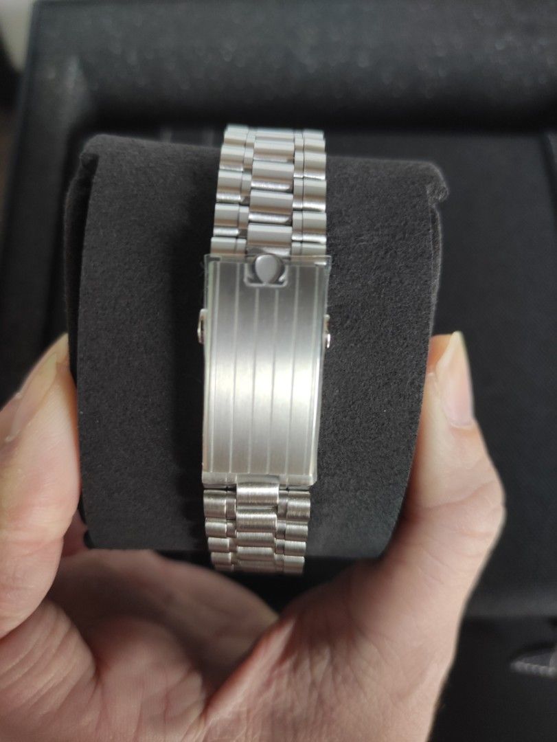 Omega Speedmaster Professional Moonwatch 42mm Hesalite Version Calibre ...