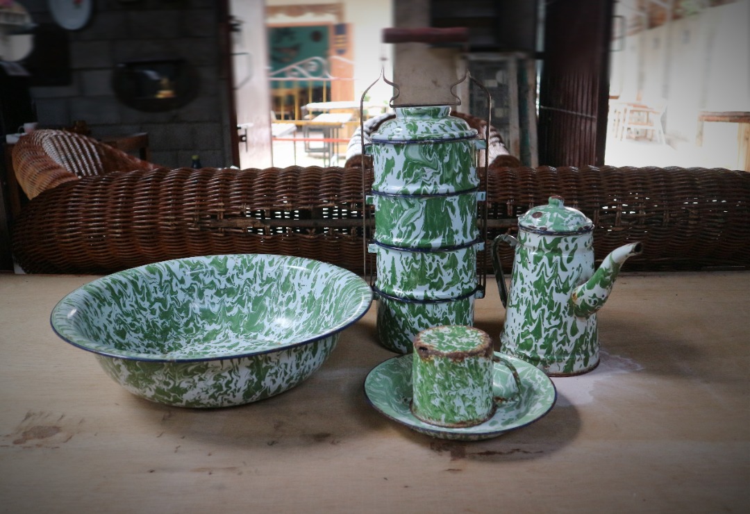Paket Perabot Dapur Enamel Lawas, Antik, Lainnya di Carousell