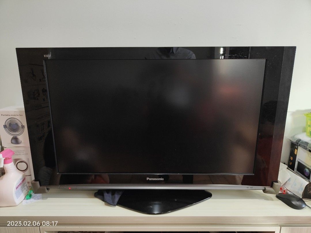 Panasonic Viera 37", TV & Home Appliances, TV & Entertainment, TV on ...