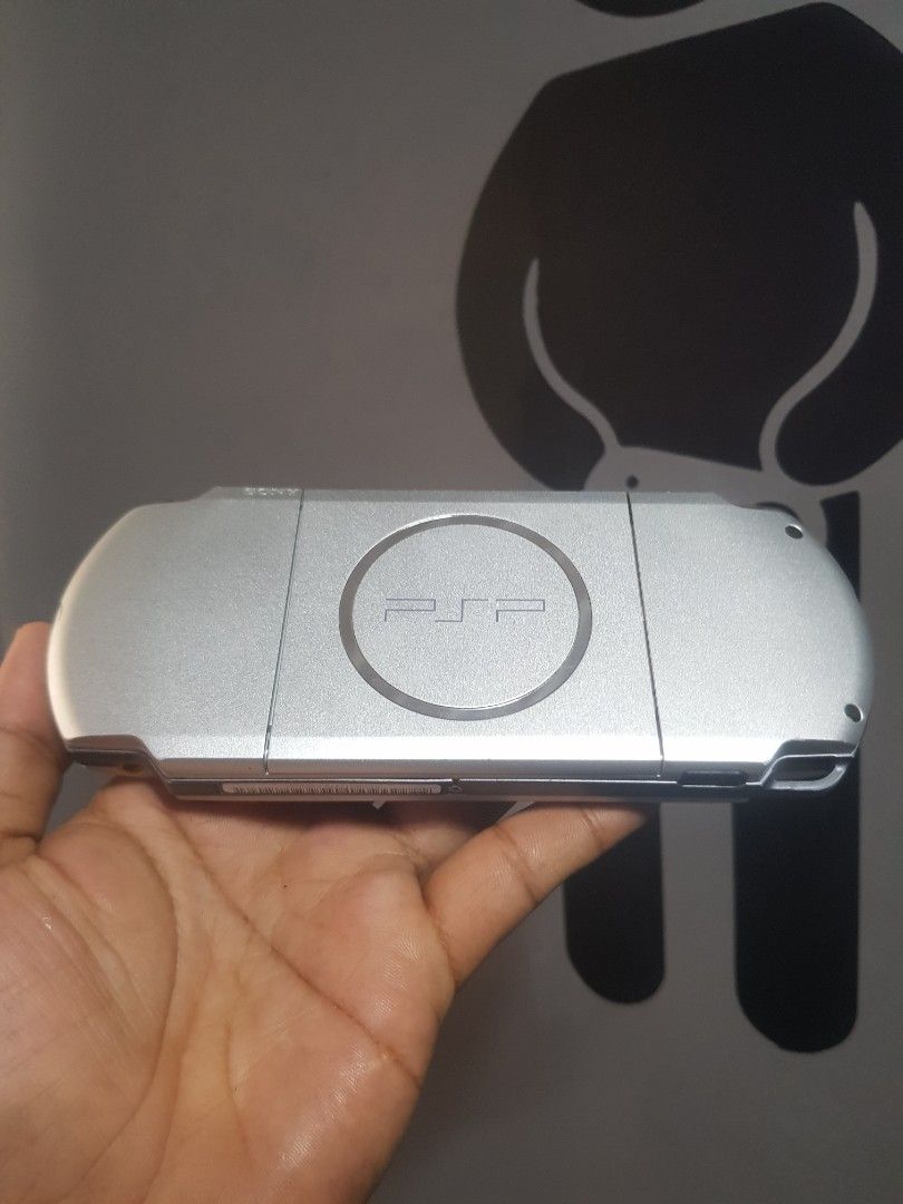 PSP Slim 3000 Series 32GB, Video Gaming, Video Game Consoles ...