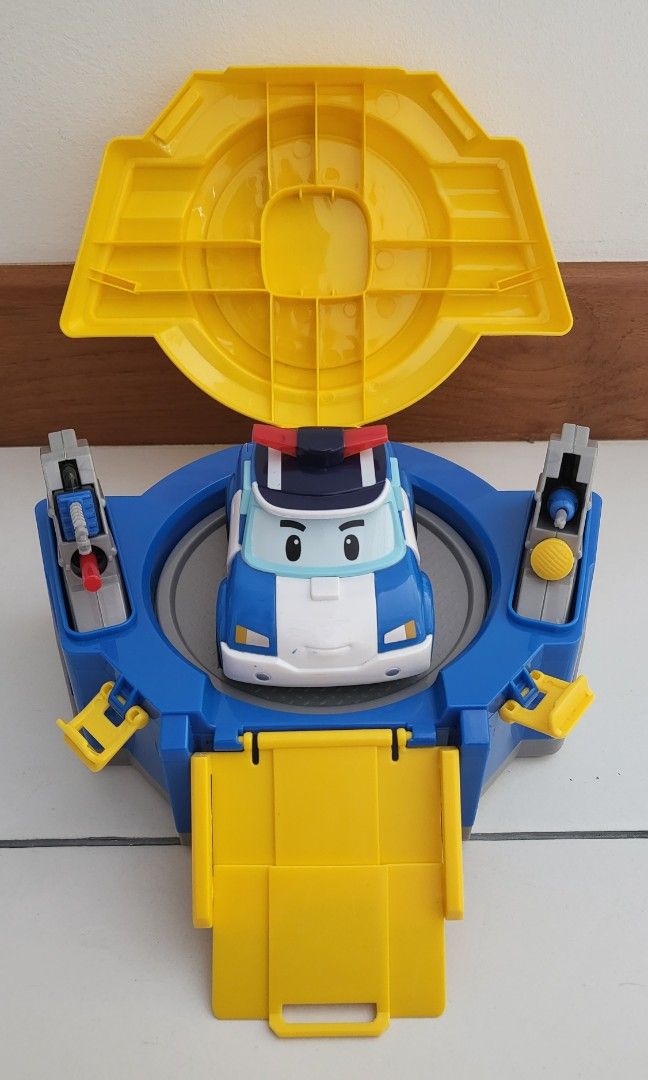 Robocar Carry Case and Poli, Hobbies & Toys, Toys & Games on Carousell