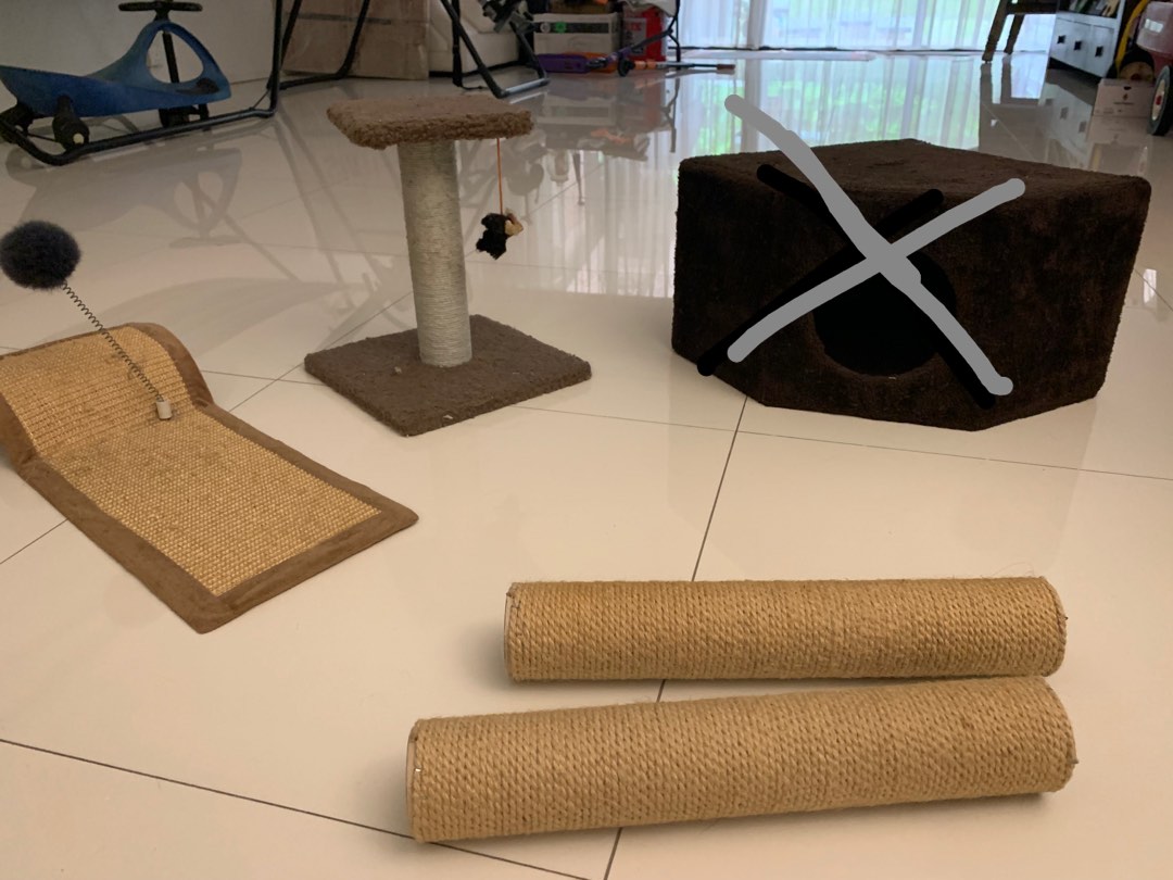 Scratch posts/ mat/ box for cats, Pet Supplies, Homes & Other Pet ...
