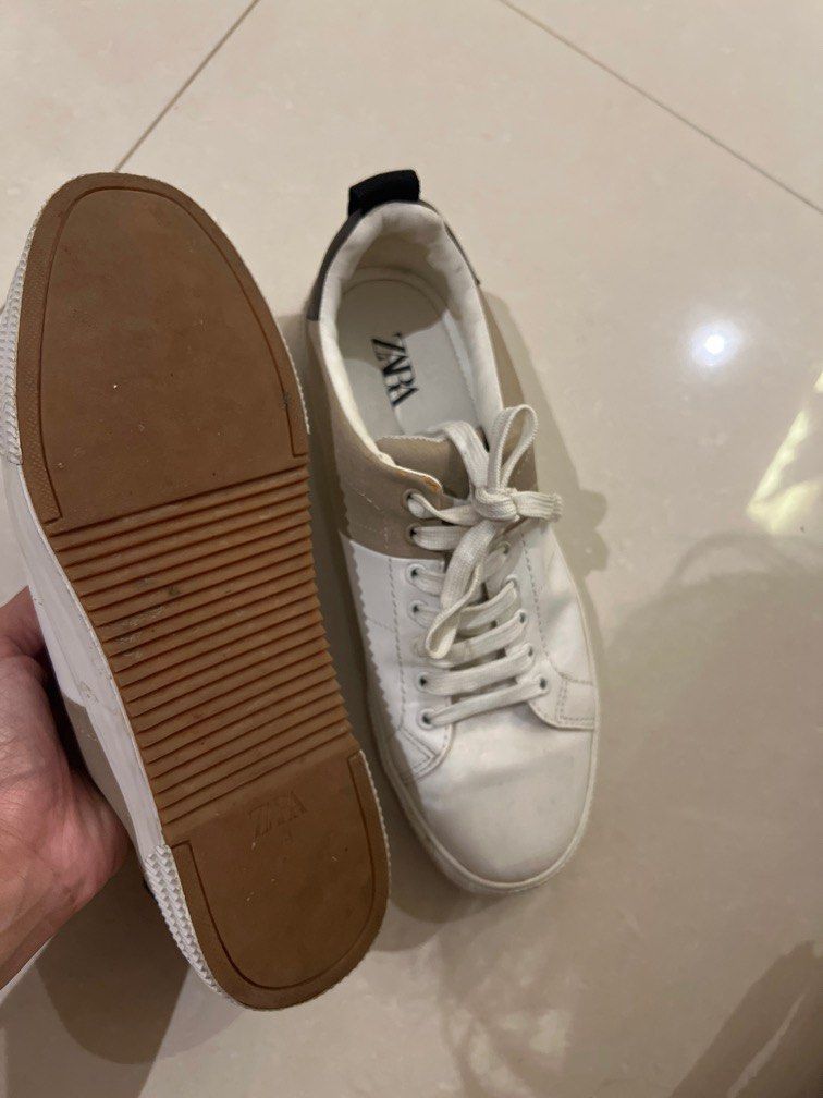 Sepatu Zara, Fesyen Pria, Sepatu , Sneakers di Carousell
