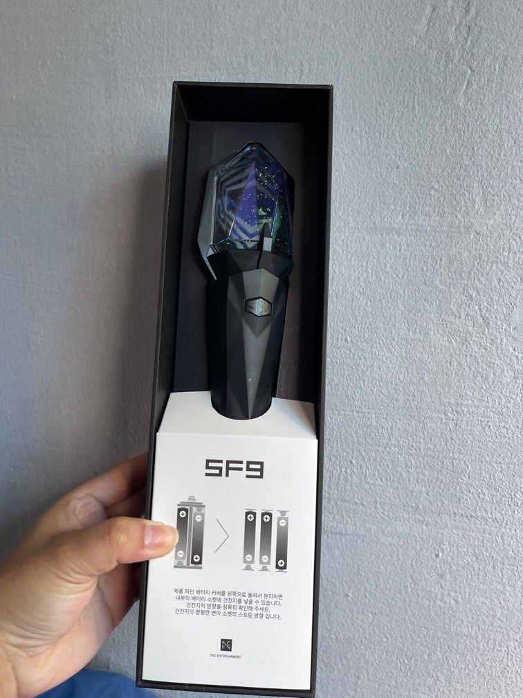SF9 Official Lightstick ver 1, Hobbies & Toys, Music & Media, Music ...