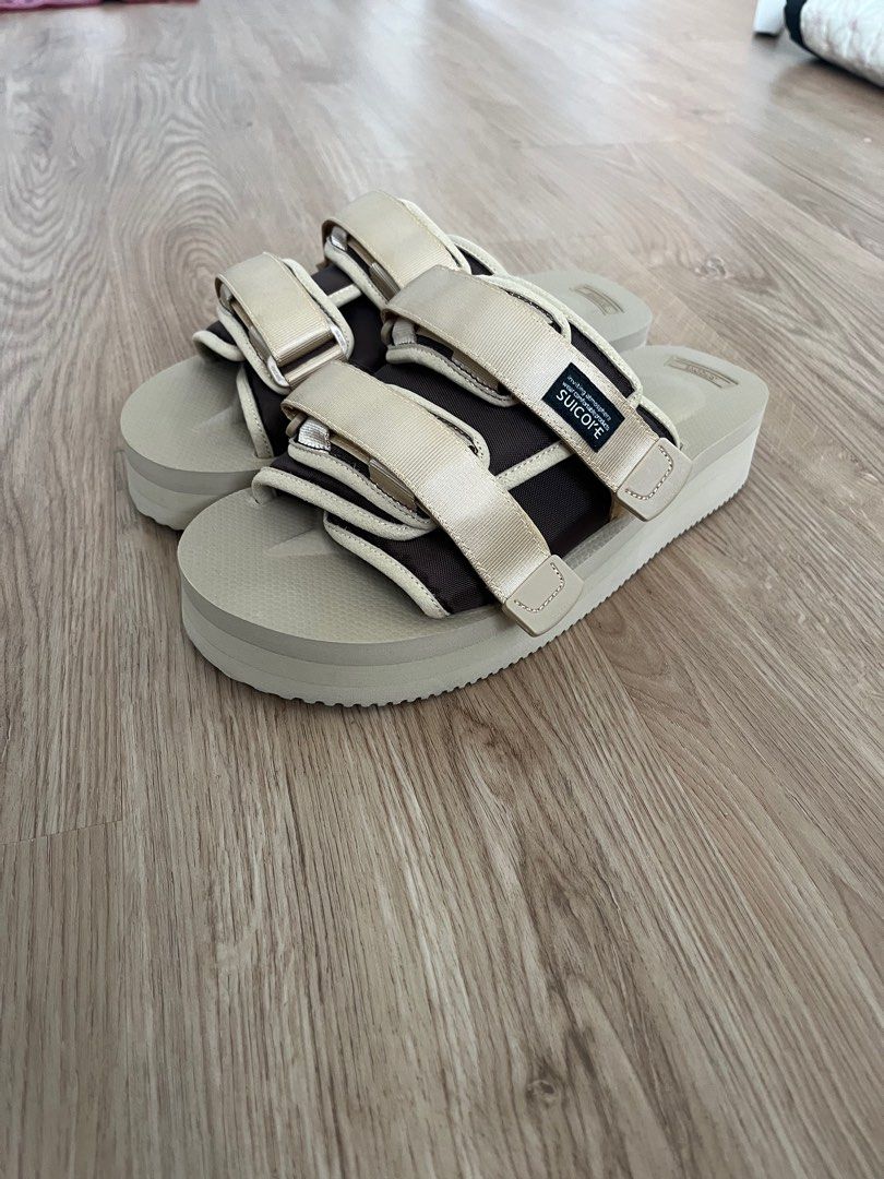 Suicoke Moto VPO, Men's Fashion, Footwear, Flipflops and Slides on Carousell