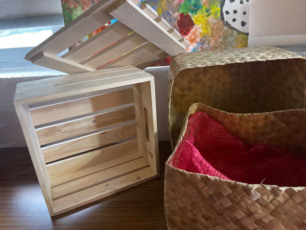 Take both Palochina crate and square wooven basket, Furniture & Home ...