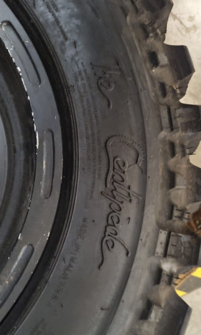 The Centipede Tyre with rim - 16 x 8, Car Accessories, Tyres & Rims on ...
