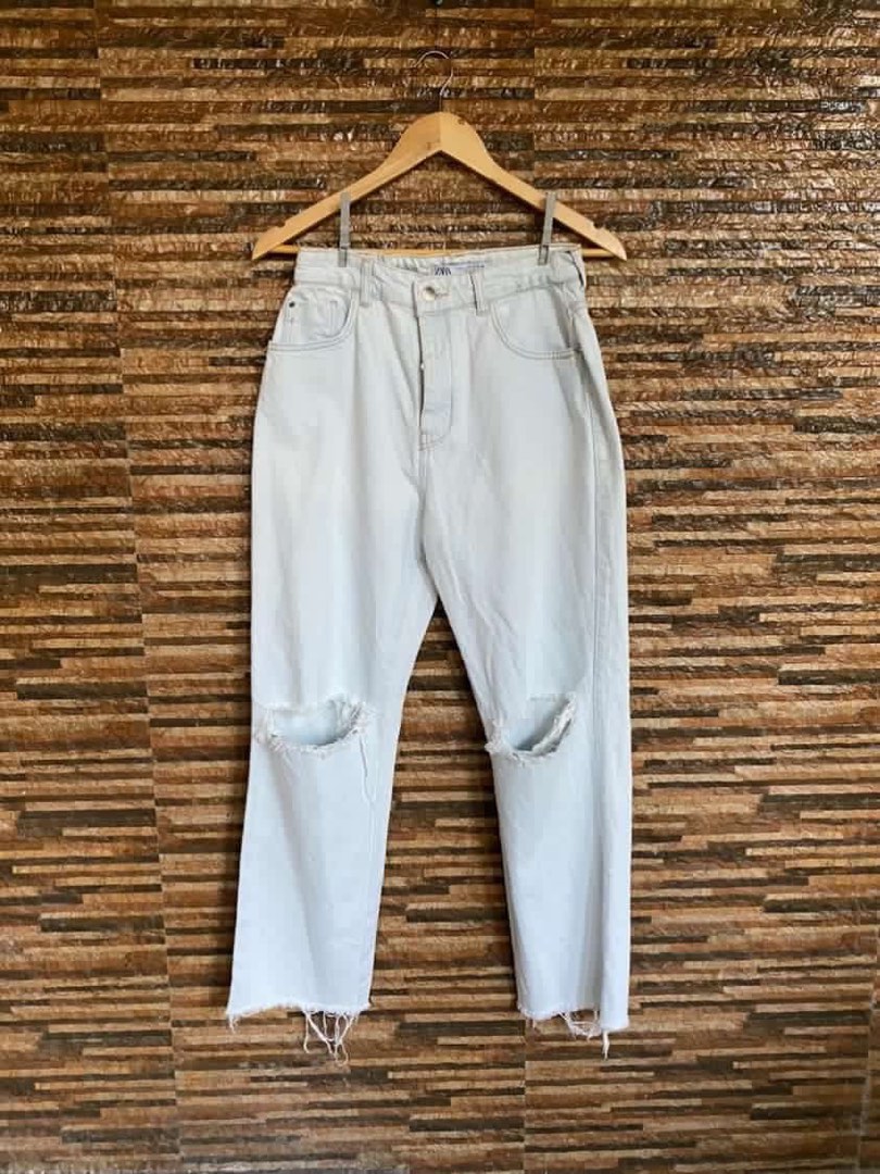 Zara Denim Ripped Jeans, Women's Fashion, Bottoms, Jeans on Carousell