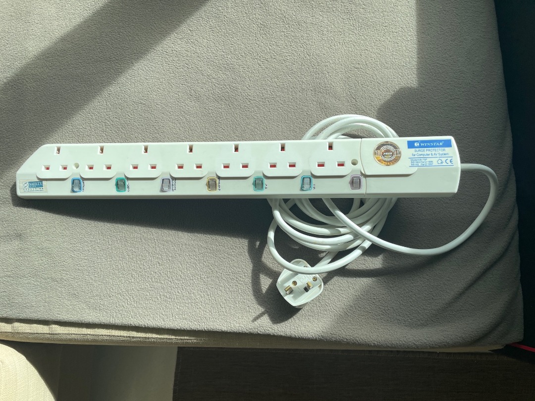 7-socket Extension Cord with individual Switches (cable length: 3.5m ...
