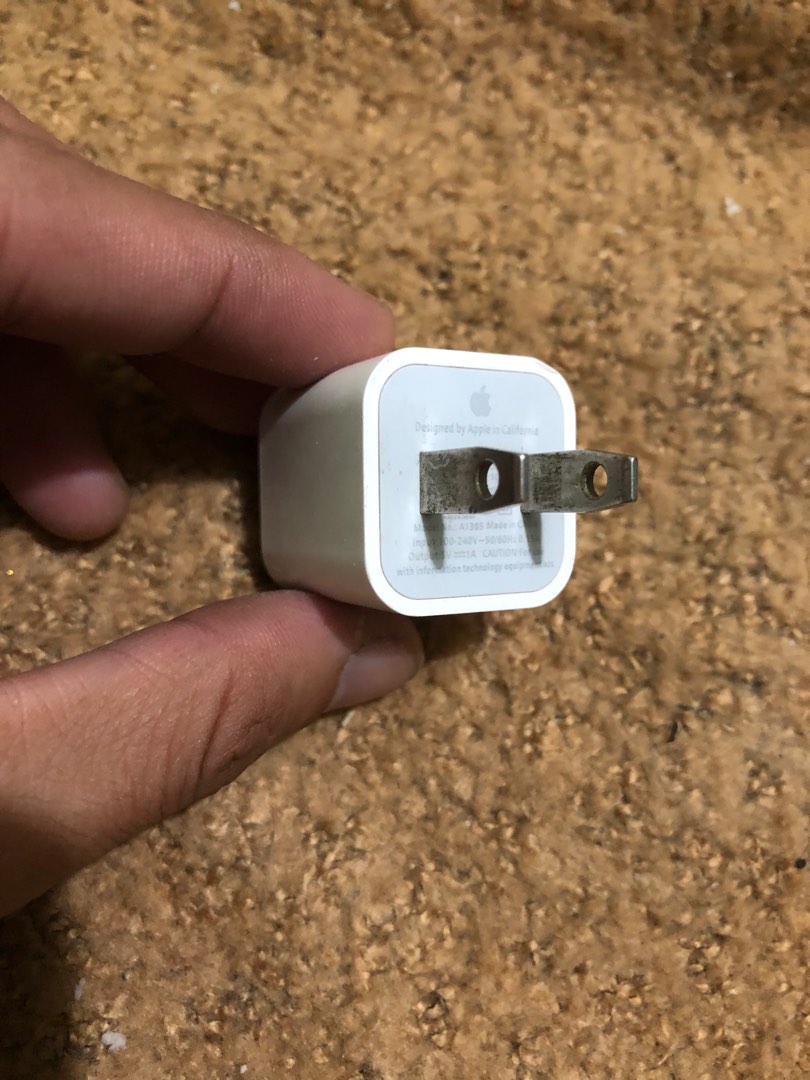 Apple compact 5v head adapter, Mobile Phones & Gadgets, Mobile & Gadget ...