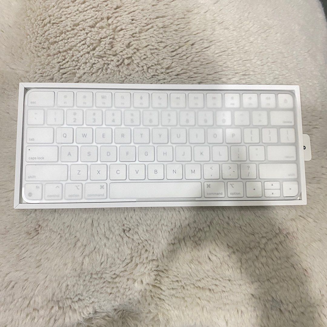 Apple Magic Keyboard 2 (Good as New!), Computers & Tech, Parts ...