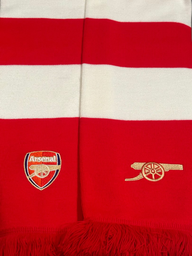 Arsenal Matchday Scarf, Men's Fashion, Activewear on Carousell