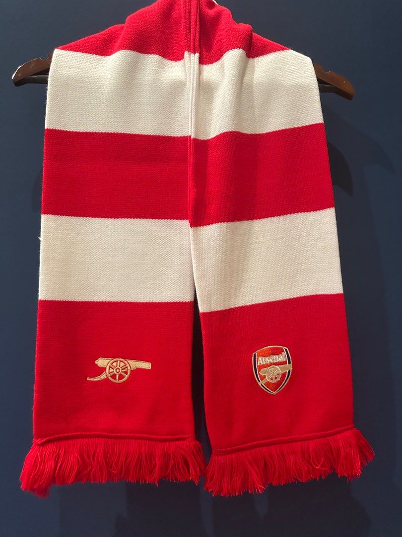 Arsenal Matchday Scarf, Men's Fashion, Activewear on Carousell