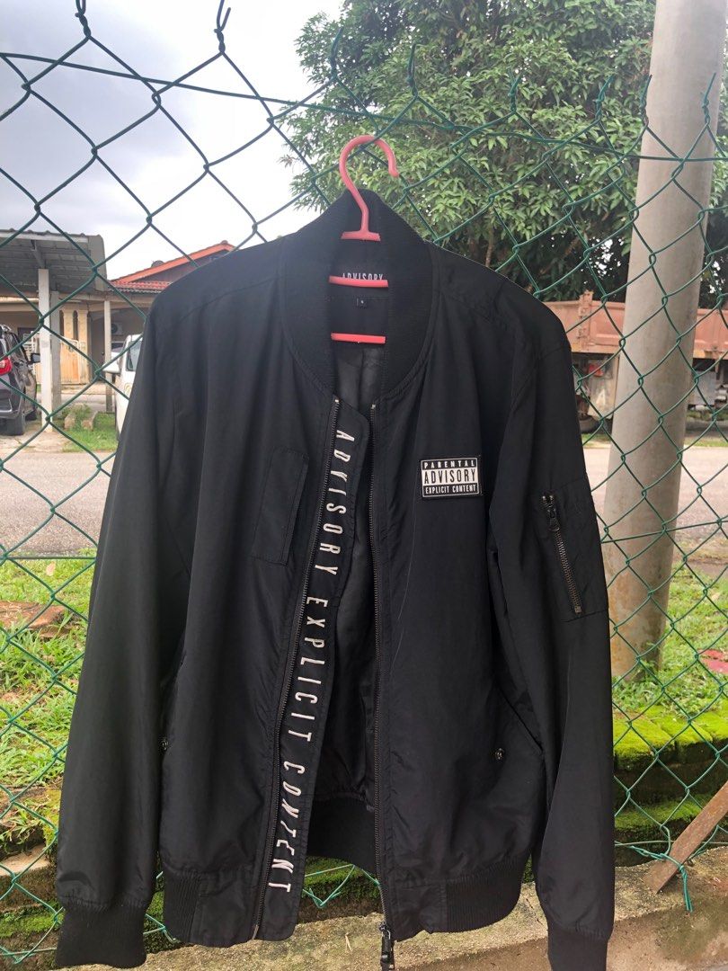 bombe jacket, Men's Fashion, Activewear on Carousell