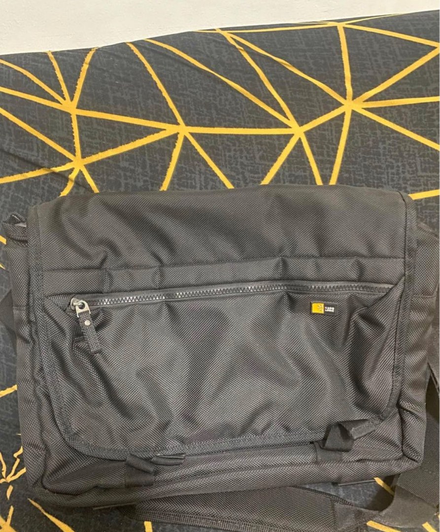 Case logic laptop bag, Men's Fashion, Bags, Sling Bags on Carousell