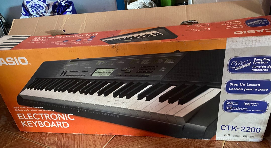Casio electronic keyboard CTK-2200, Hobbies & Toys, Music & Media, Musical Instruments on Carousell