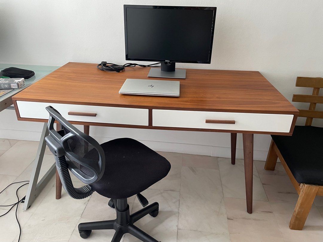 Castlery Underwood Desk / Study Table, Furniture & Home Living ...