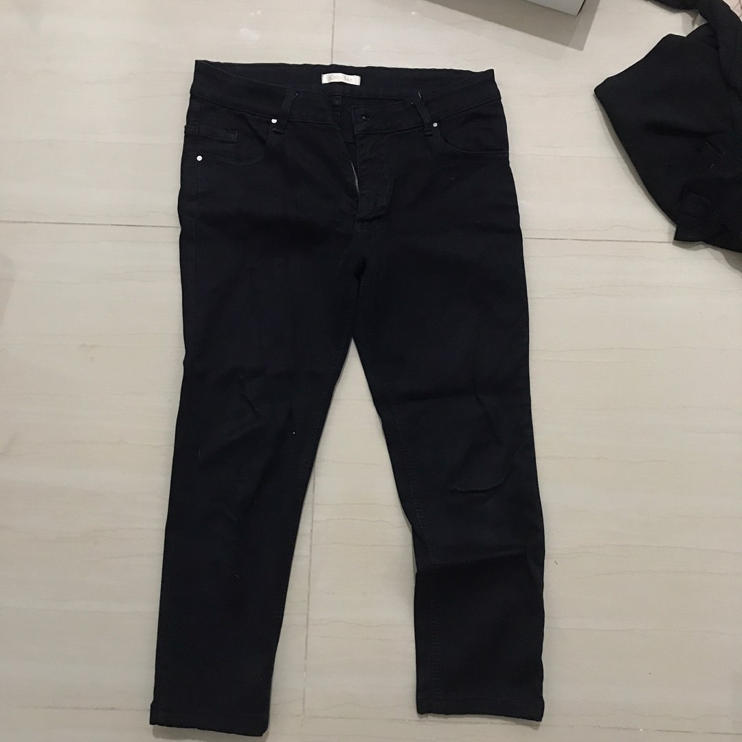 Celana denim hitam ukuran 30, Fesyen Wanita, Pakaian Wanita, Bawahan di ...