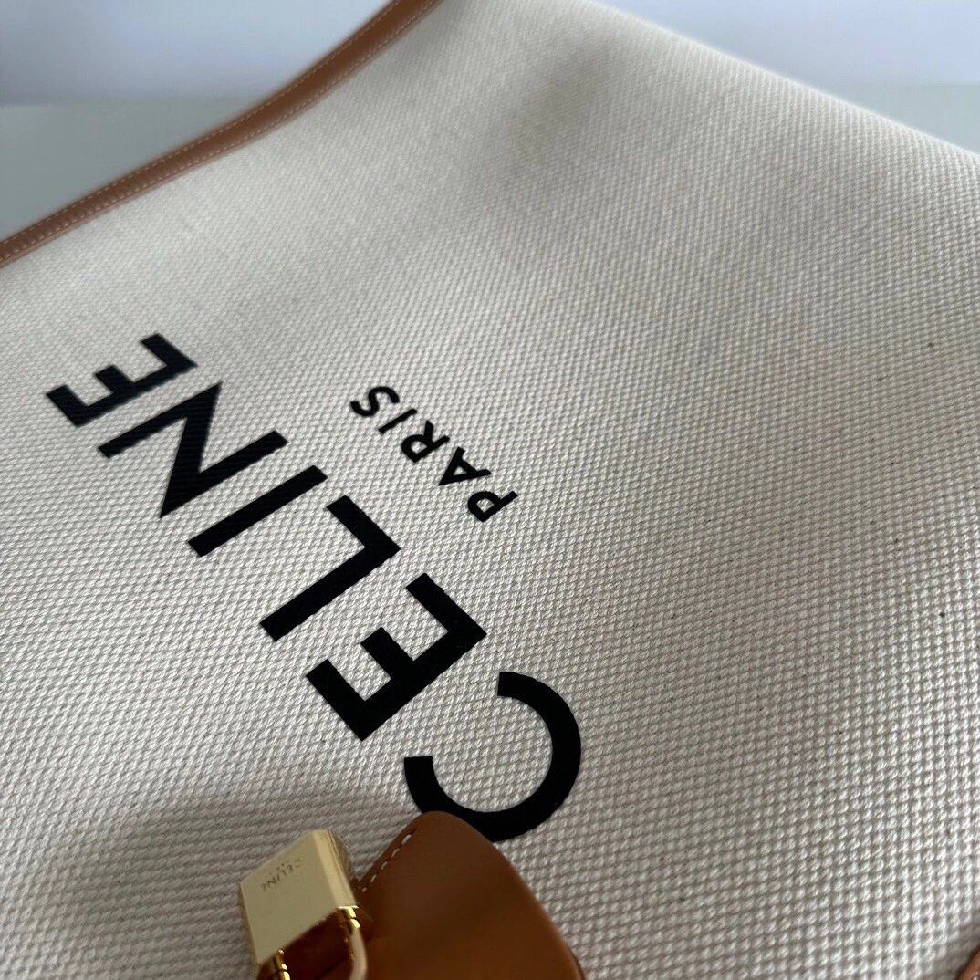 CELINE VERTICAL CABAS IN CANVAS CELINE PRINT AND CALFSKIN, 名牌, 手袋及銀包 ...