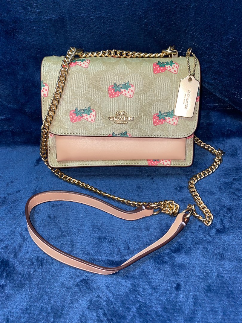 Coach Chain Sling Bag, Women's Fashion, Bags & Wallets, Cross-body Bags ...