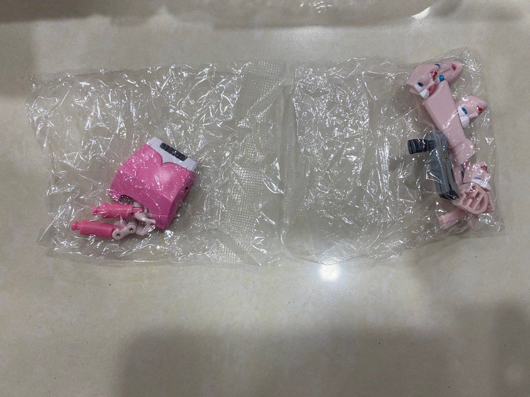 Fans Toys Rouge Ft-24 aka Arcee Transformer fembot, Hobbies & Toys ...